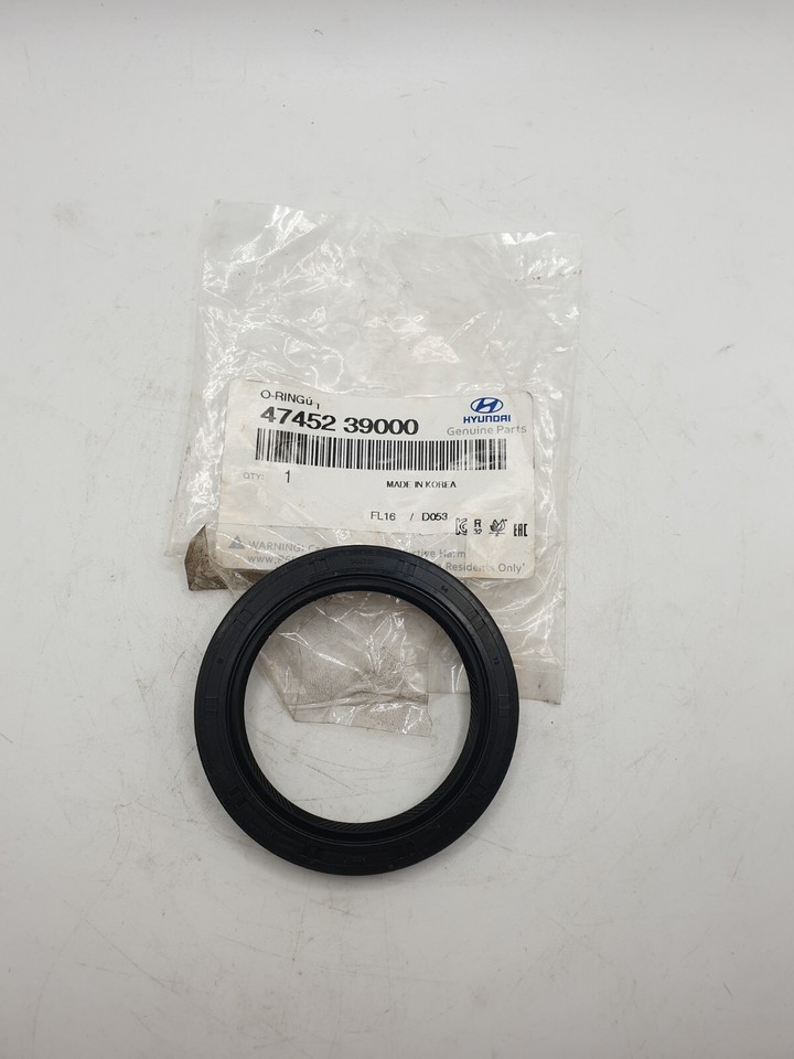 Hyundai Kia Driveshaft Oil Seal 4745239000 Tucson ix35 Genuine New ...