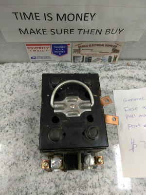 Fuse Blocks & Holders - Fuse Pull