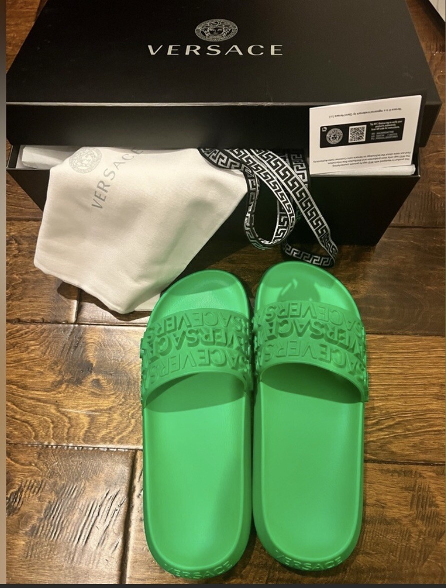 Versace Mens Neon Green Logo Rubber Slides US 9 - Gem