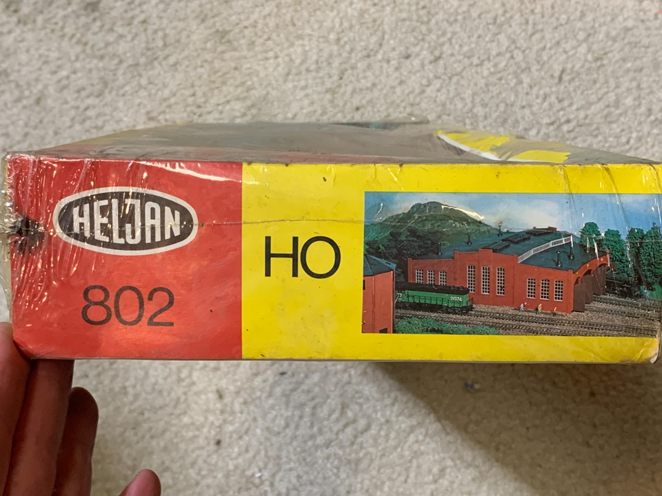 Con-Cor Heljan HO Scale Steam Locomotive Roundhouse Kit #802 NOS ...