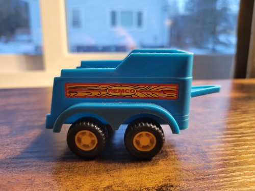 Vintage 1986 Blue Remco Toy Horse Trailer - Plastic | eBay