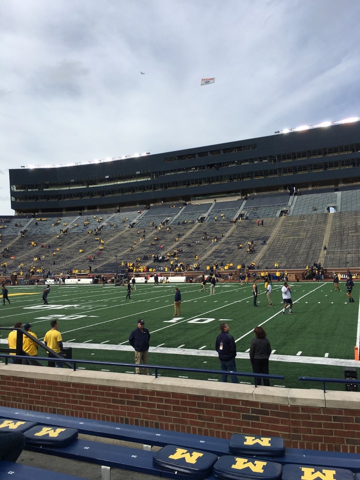 University of Michigan vs. New Mexico Football Tickets Section 40 Row 5 ...