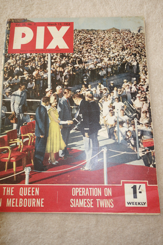 PIX MAGAZINE - MARCH 13 1954 - THE QUEEN IN MELBOURNE | eBay Australia