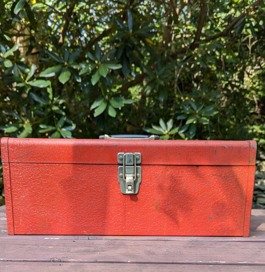 Vtg Red KENNEDY Metal Tool Box w/ Tray KK-19 19x7x7.5 Made In USA ...
