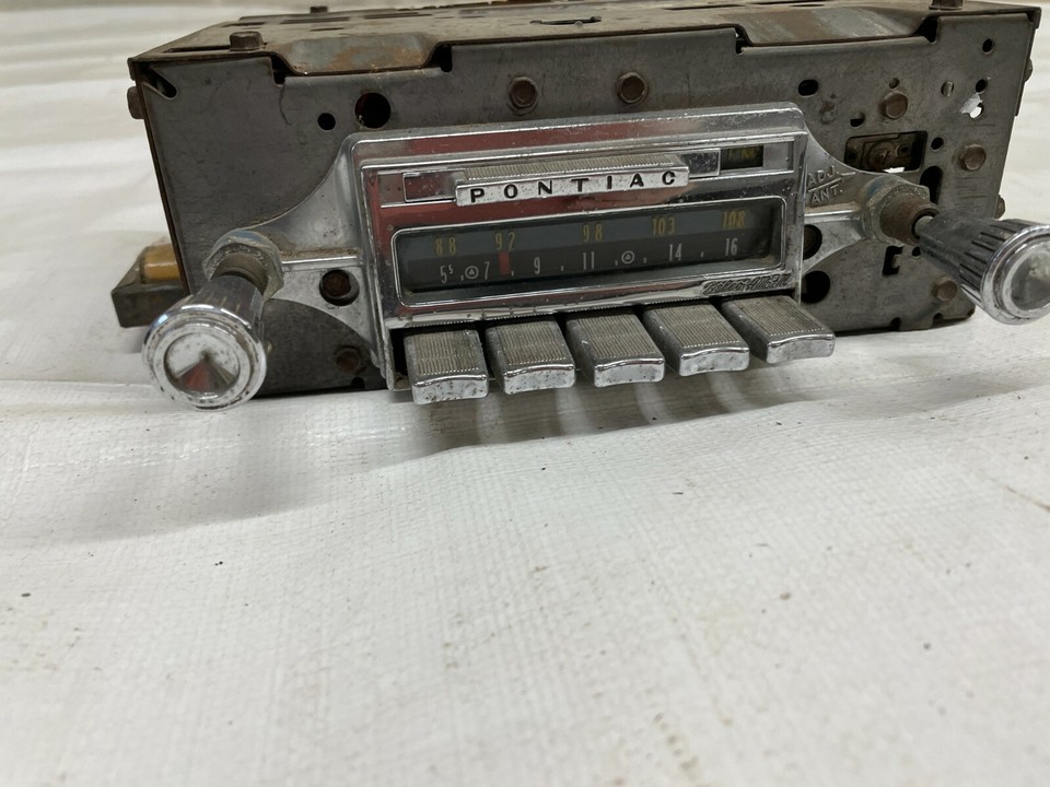 1963 Pontiac AM FM Radio Push Button Knobs GM Catalina Grand Prix ...
