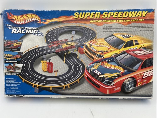 Hot Wheels Super Speedway Battery Powered Slot Car Race Set ...
