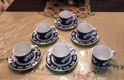 Oneida SPRING DAISY 6 Coffee MUGS Tea CUPS 5 Plates SAUCERS Blue Flwr ...