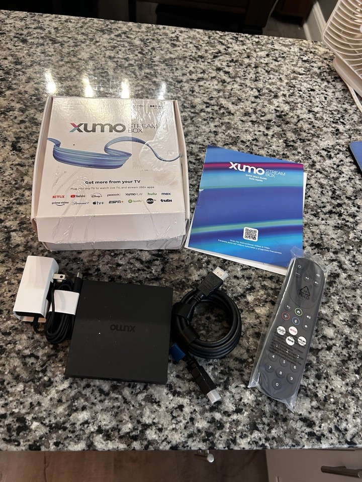 Xumo Stream Box 4K Streaming Device HW Version 1.1 Model ESST11AEI | eBay