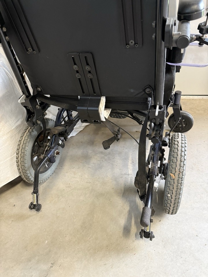 Freedom Designs NXT Generation Next Tilt-in-Space Wheelchair Youth ...