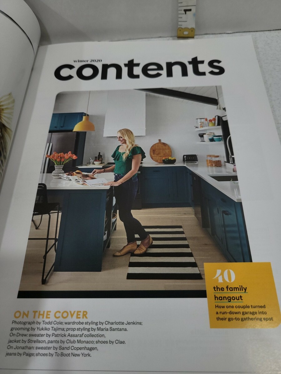 Reveal Magazine Logo