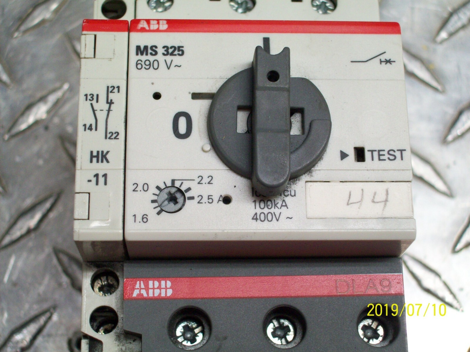 ABB DLA9+MS325 CONTACTOR STARTER 1.6 - 2.5A w HK-11 AUX CONTACT R84 ...