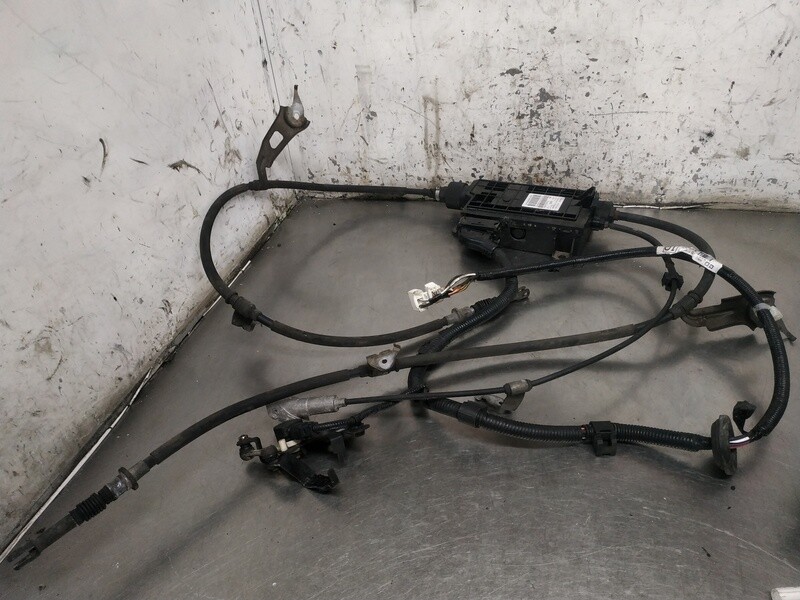 Toyota AVENSIS T27 Electric Parking Brake Actuator EPB 46300-05040 330 ...