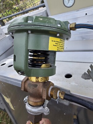 JOHNSON CONTROLS V-3000-1 DIAPHRAGM ACTUATOR With VALVE. | eBay