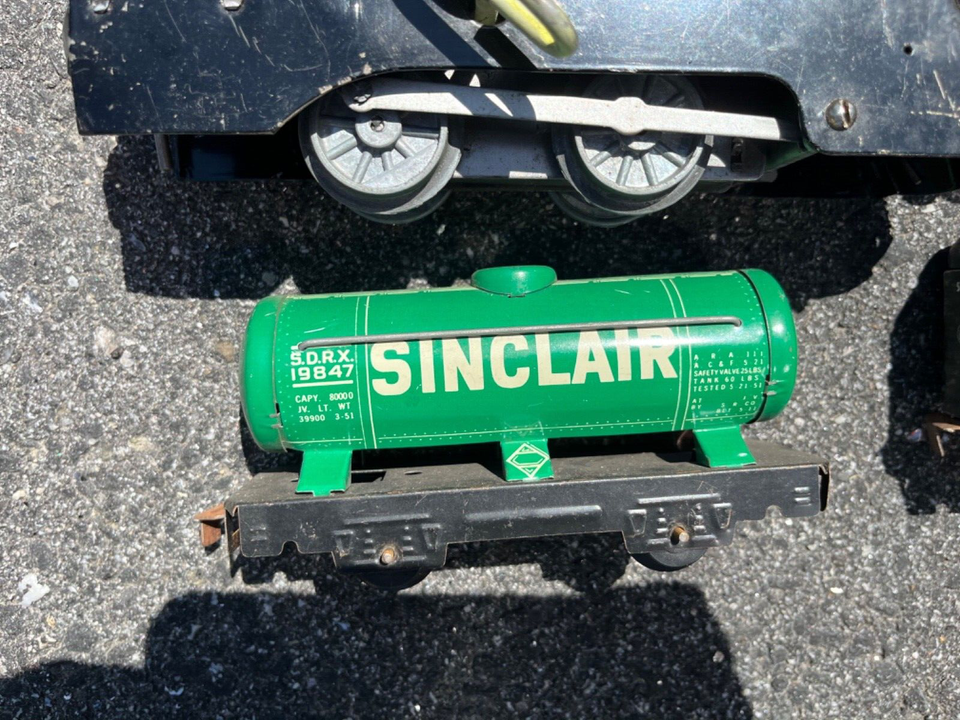 Marx Tin Toy model Train 2 engines 11 cars 48pc track Union Pacific ...