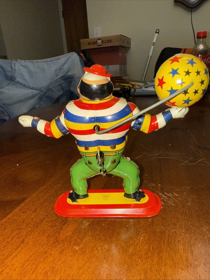Tin Wind Up Clown Bounces Ball Back And Forth Made By TPS Japan Rare To Find !! | eBay