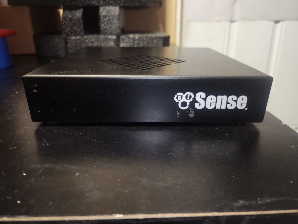 PF Sense SG-2440 Gateway Firewall with Power Supply Tested-Powers up | eBay
