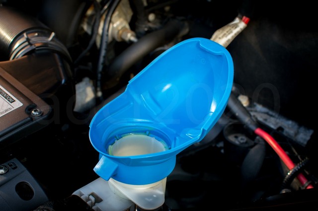 SKODA Windscreen Washer Funnel Cap Lid 6V0955485 000096706 for sale ...