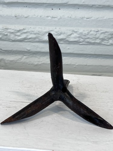 WWII OSS 4.25" Hollow Arm Caltrop Tire Spike (CIA) 3" Steel WW2 ...