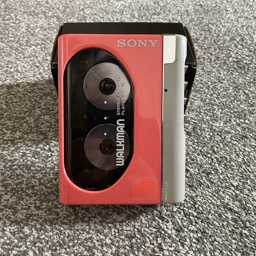 Vintage Retro Sony WM-50 Walkman Untested/not working Collectable model ...