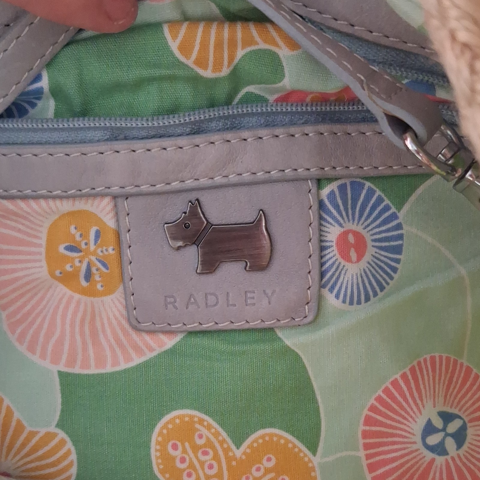 Radley Cream Grey Canvas & Leather Shoulder Bag Floral Pattern Zip Dog ...