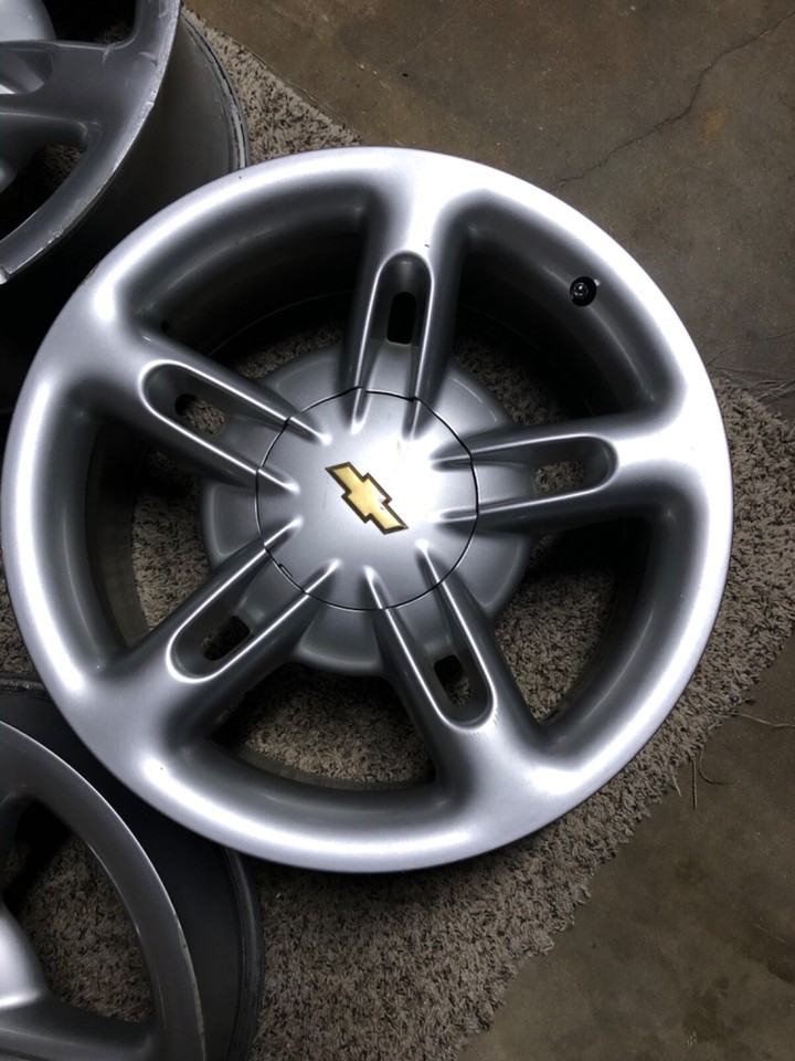 Chevrolet SSR Factory OEM Wheels Rims Set | Silver | Speedline | AA356 ...