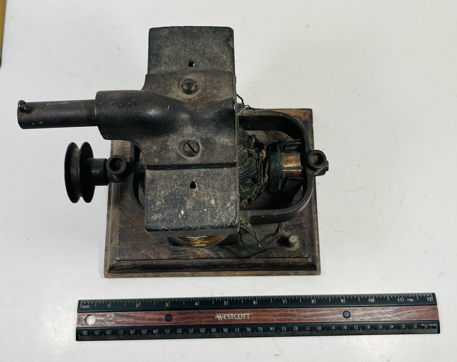 Antique Early Carlisle & Finch Hand Crank Bipolar Electric Motor Dynamo ...