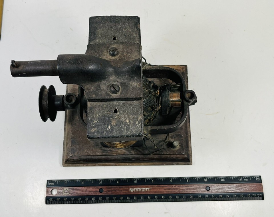 Antique Early Carlisle & Finch Hand Crank Bipolar Electric Motor Dynamo ...