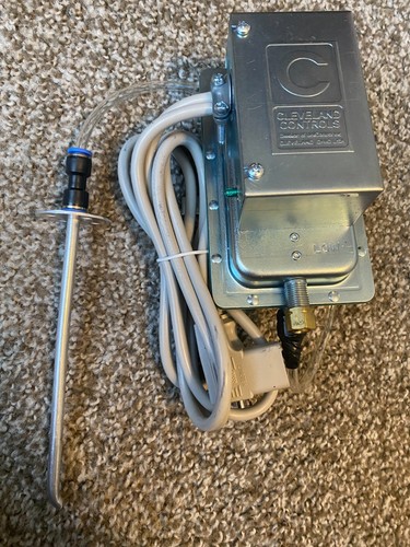 Cleveland Controls AFS-405-140 Air Sensing Switch w/ Plug & Accessory ...