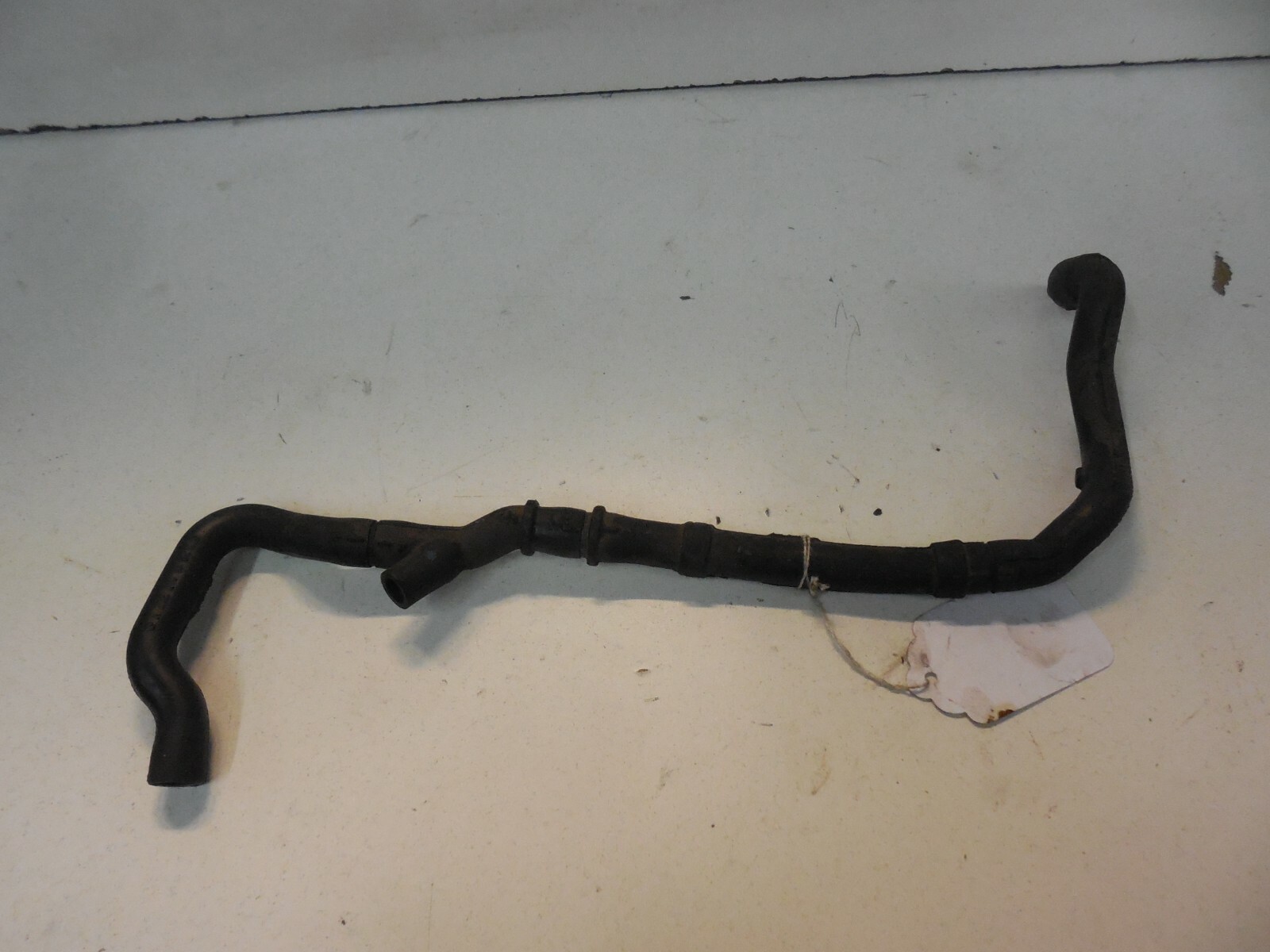 08-14 Mercedes W164 ML Series Crankcase Breathing Hose Tube 2720181382 ...