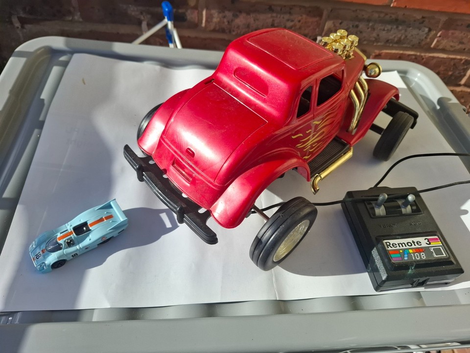 Vintage `33 FORD Wired Remote Control Hot Rod EZTec Red Gold 1999 ...
