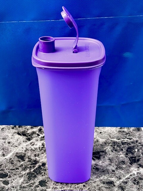 Tupperware Slim Line Fridge Pitcher 2qt/2L with Strainer Different ...