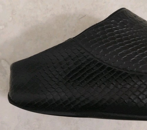 FIT FLOP Women's Shuv BLACK Leather Snake Skin Design Mule CLOGS Shoes ...