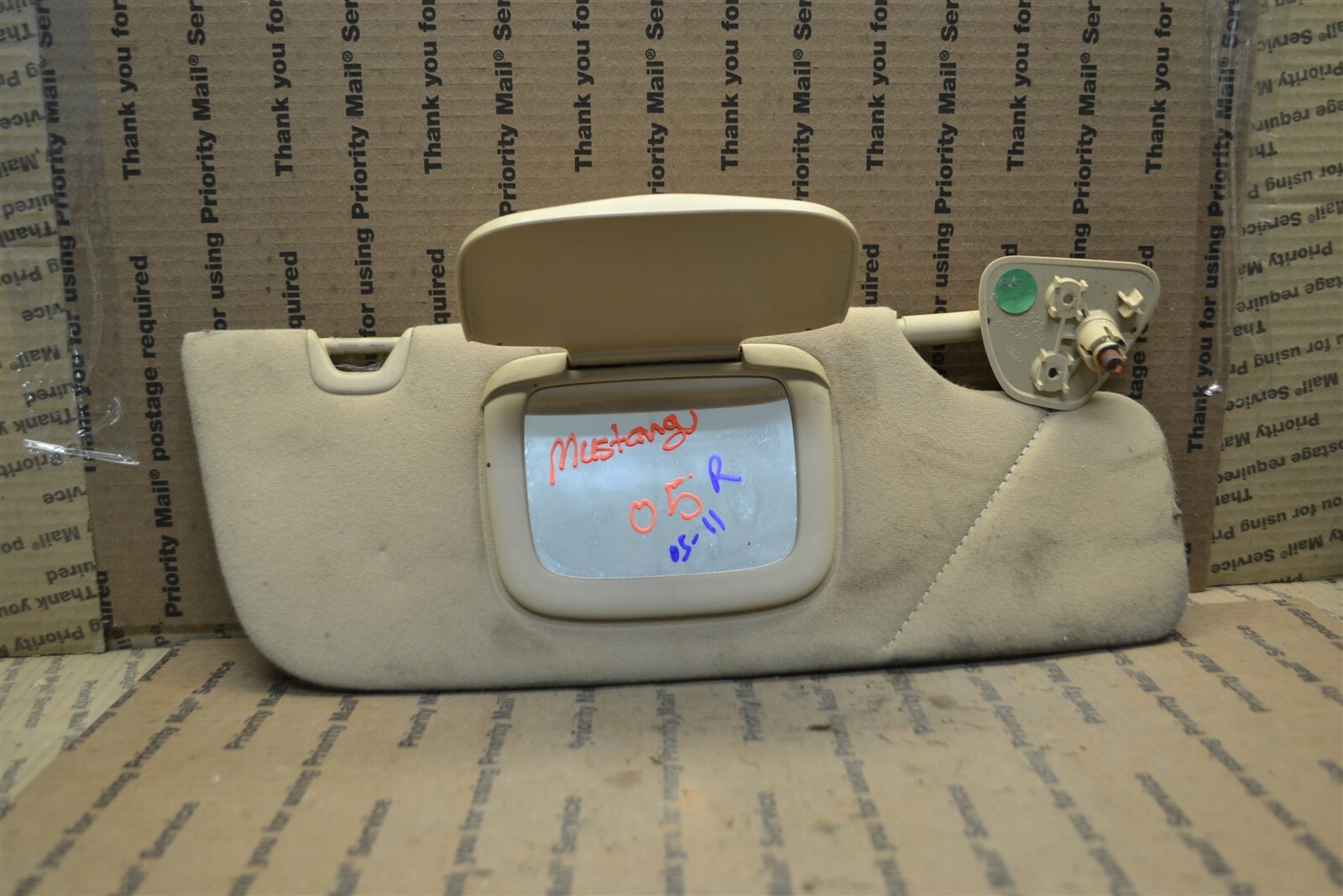 05-09 Ford Mustang Right Side Sun Visor Module 314-8f1 | eBay