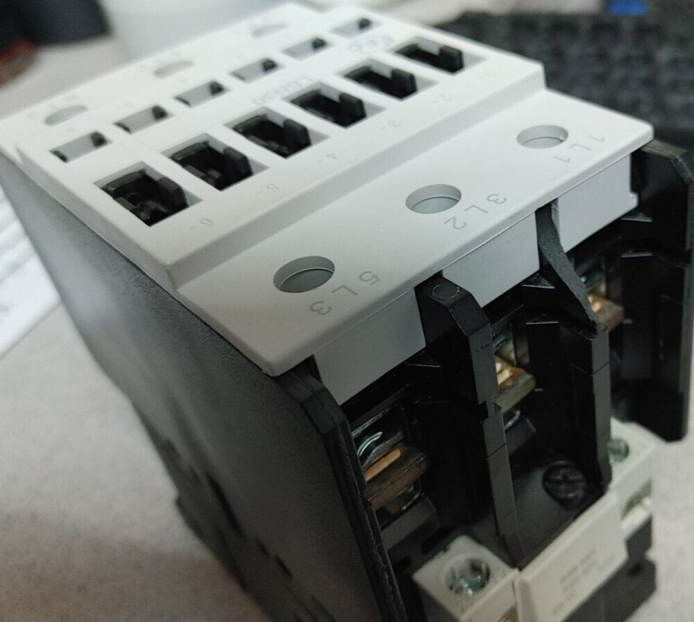 WEG CWM65 CONTACTOR 50HP 600VAC 120VAC COIL 3PH NEW!! WOW!! | eBay