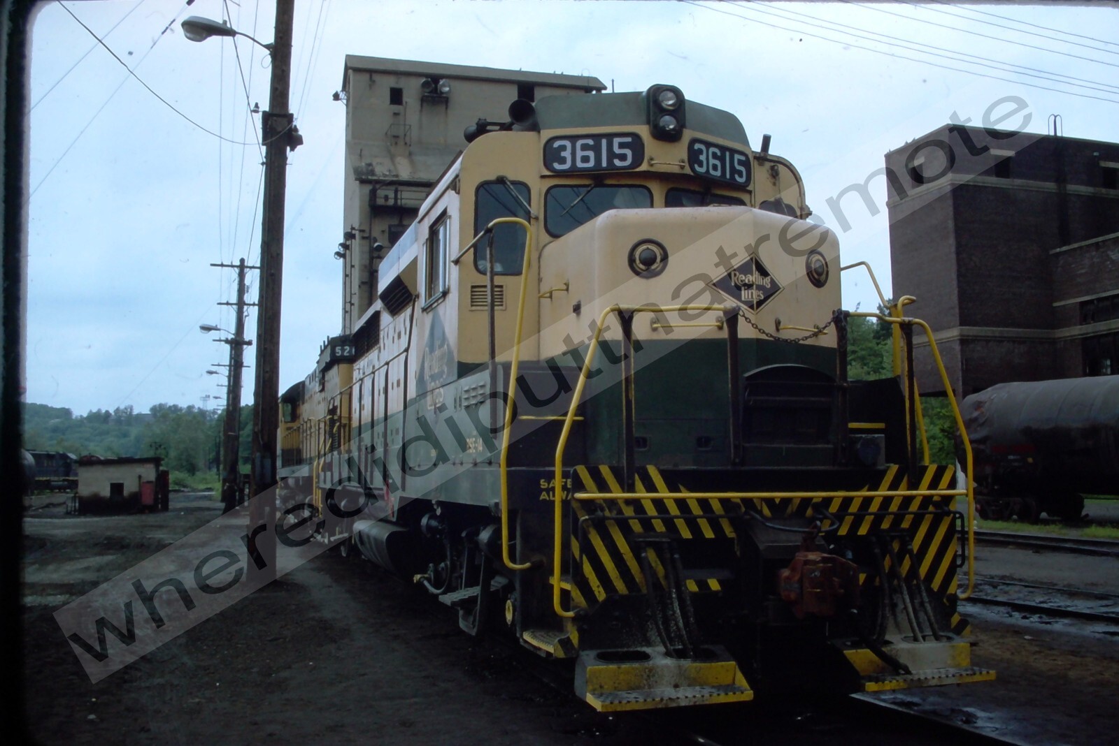 Original Slide Reading Railroad RDG 3615 EMD GP39-2 5-25-1975 Bethlehem ...