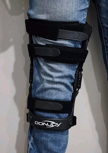 DONJOY OA Defiance Knee Brace Unknown Size Unknown Leg See Please See ...