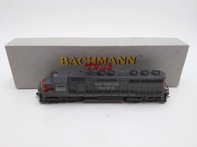 Bachmann 11604 HO Scale Southern Pacific EMD SD45 Diesel Locomotive ...