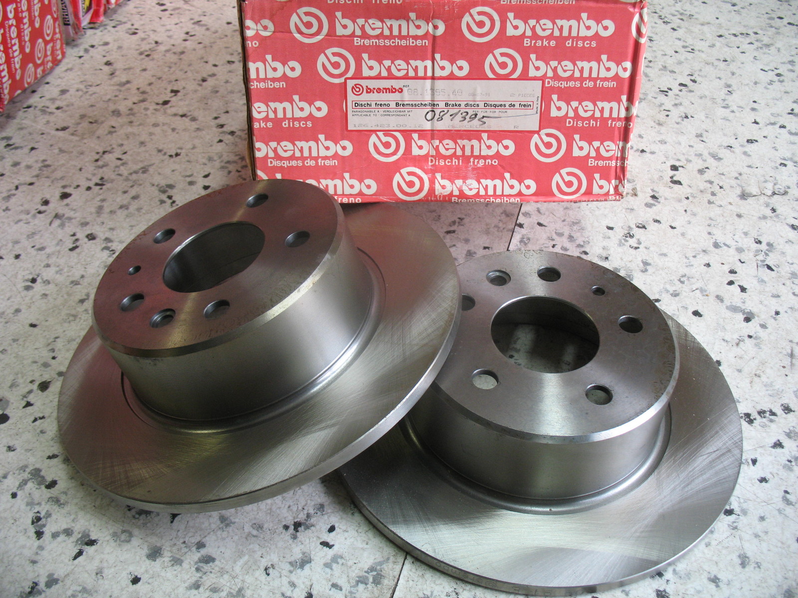 Pair Brake Discs *BREMBO Rear. Mercedes 200 & 200D 68>77 Cod.1264230012 ...