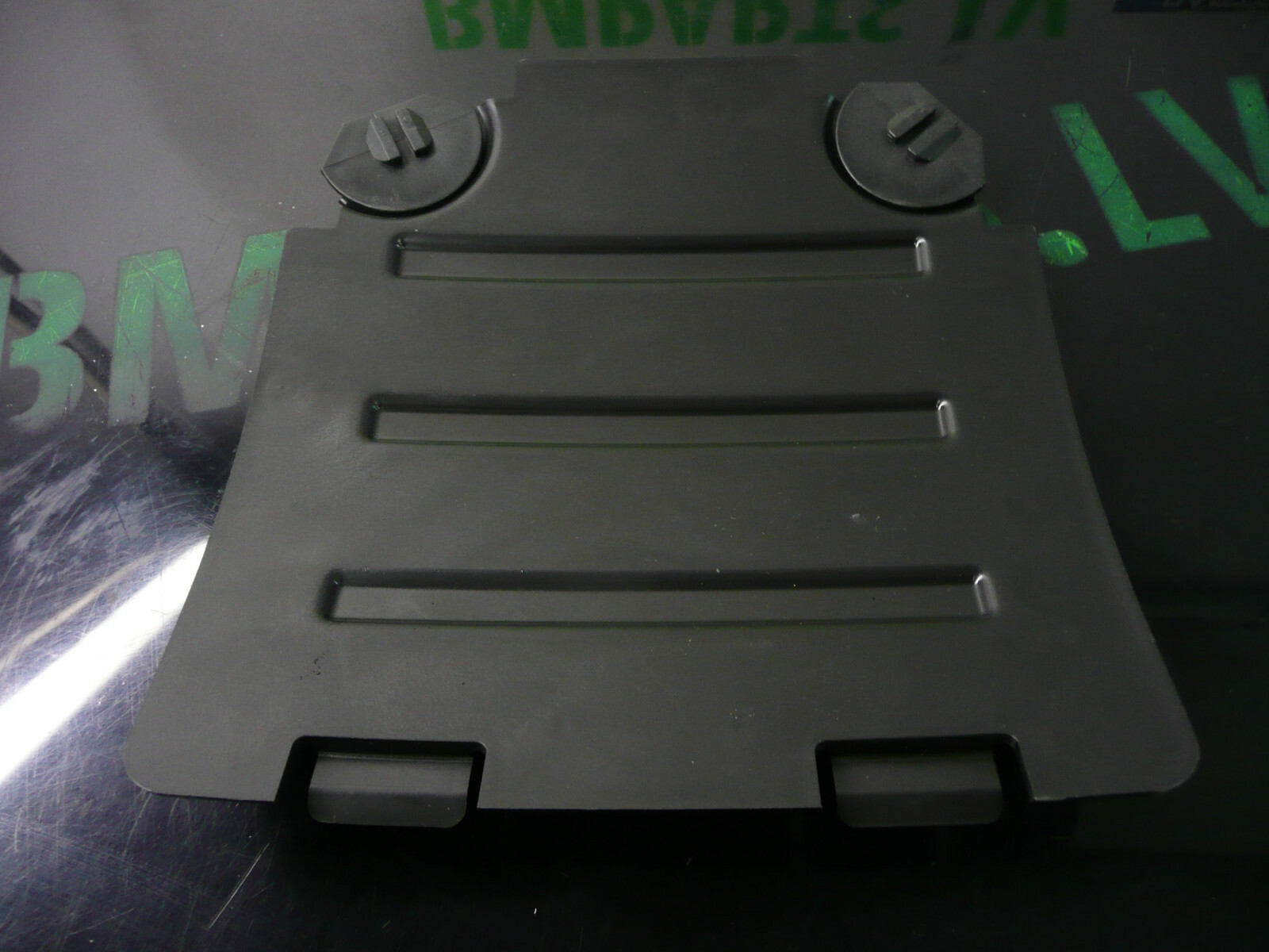 NEW GENUINE BMW 1 SER E88 X1 E84 WHEELHOUSE COVER FENDER ACCESS PANEL ...