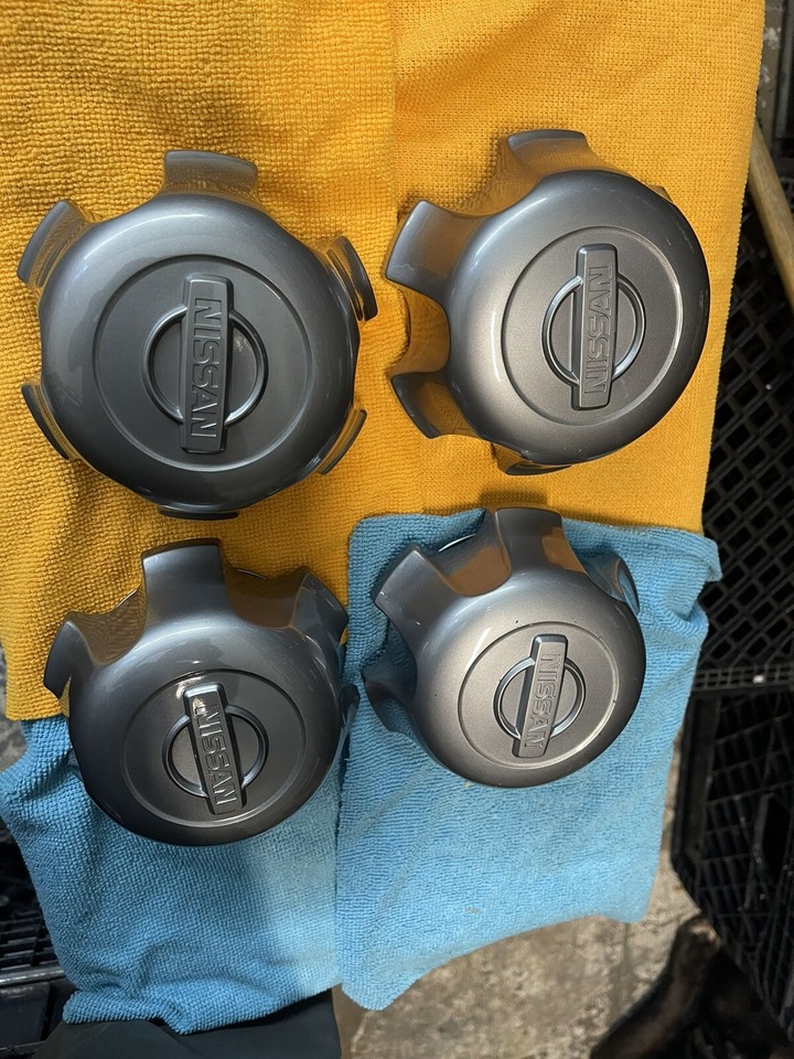 Nissan Frontier Center Cap 40315-9Z410 hubcap | Gray | Rear | Genuine ...