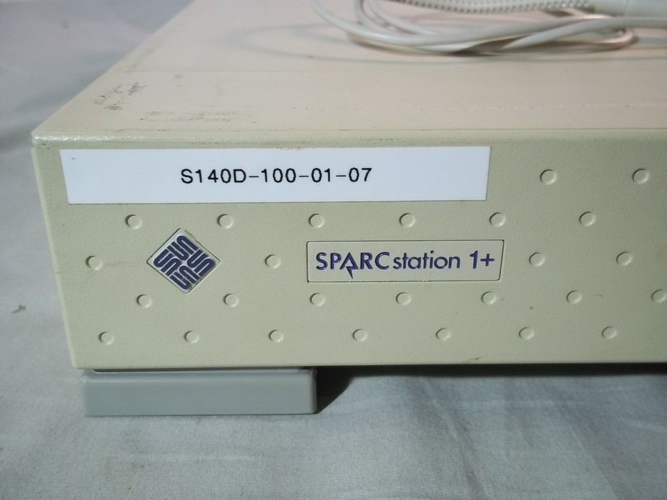 Sun Microsystems SPARCstation 1+ Workstation Early Vintage powers up ...