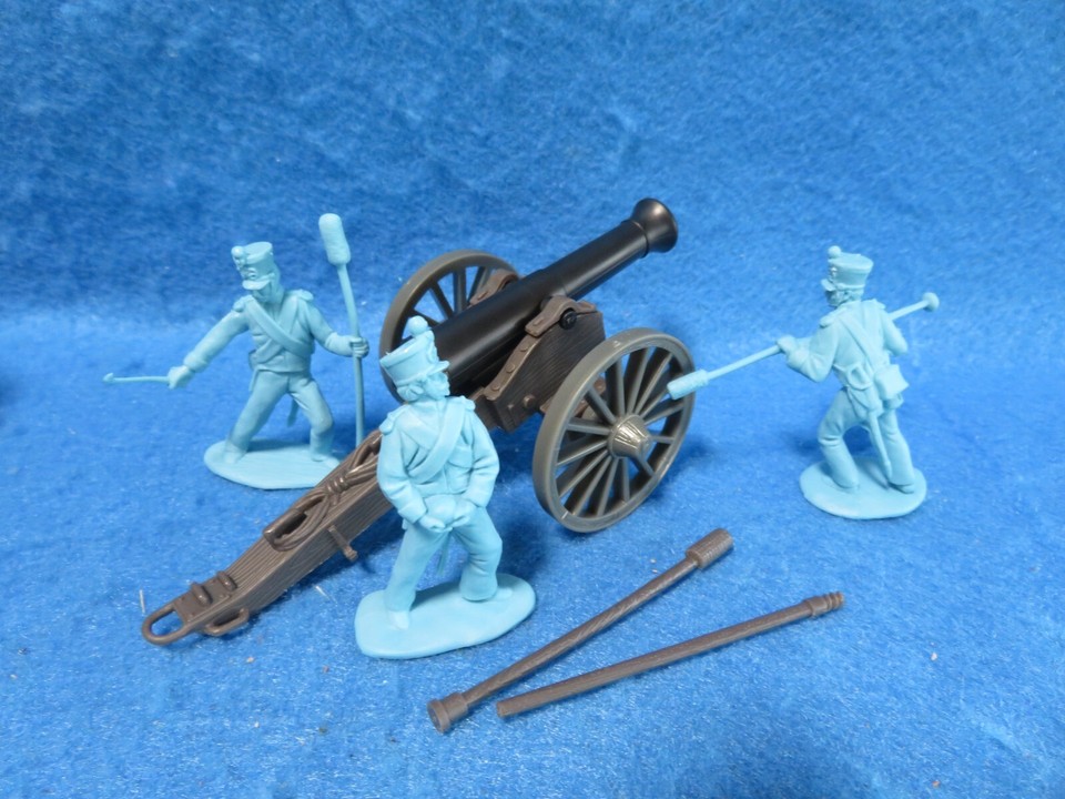 Classic Toy Soldiers ALAMO/NAPOLEONIC Howitzer cannon light blue crew ...