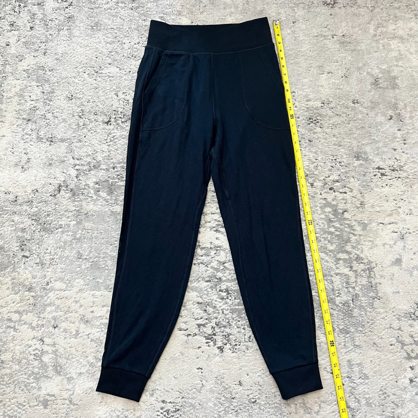 Fabletics IVE Jogger Pants Black Womens Size Medium 29" Inseam Fleece ...