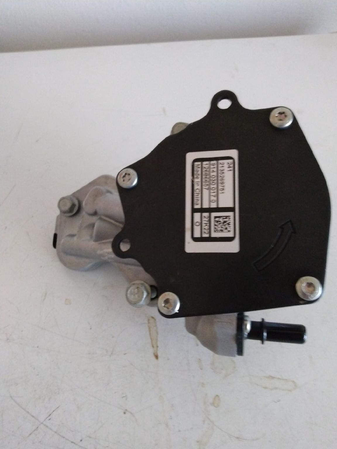 2013-2020 Brake Booster Vacuum Pump for Select Chevy GMC Cadillac