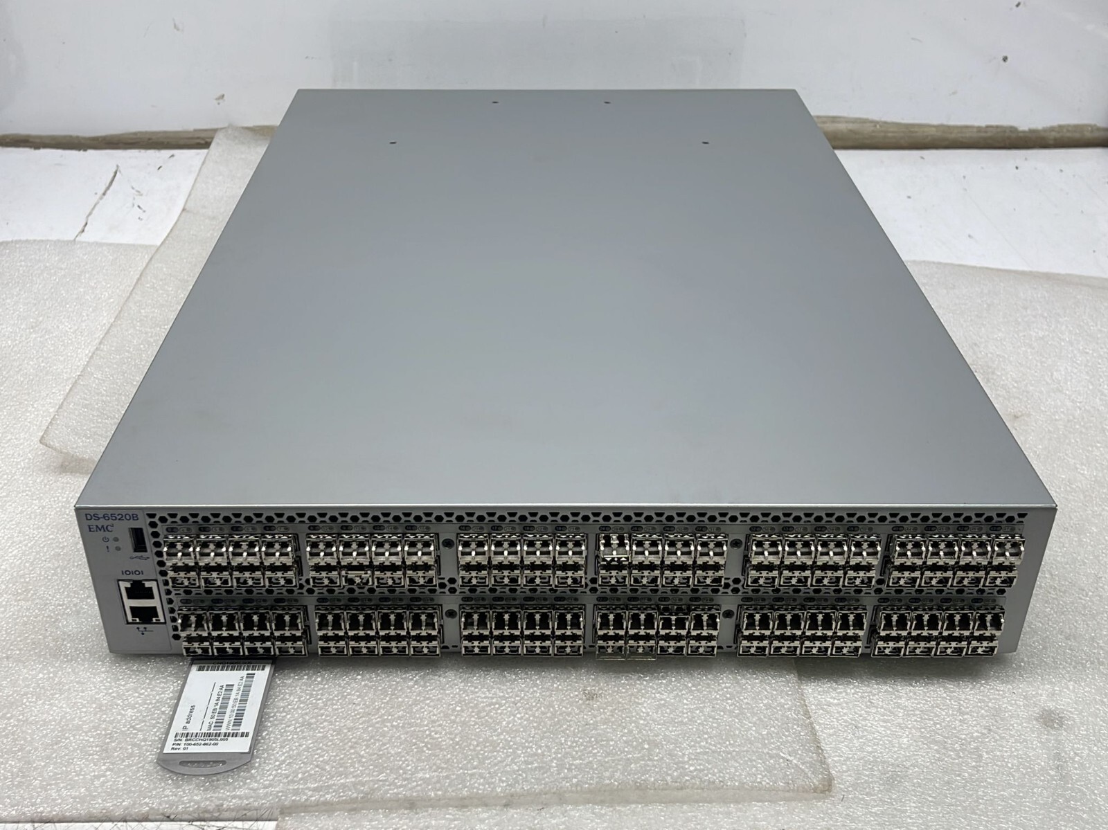 Brocade 6520 EMC DS-6520B 96-Port Fiber Channel Switch 100-652-862-00 W ...
