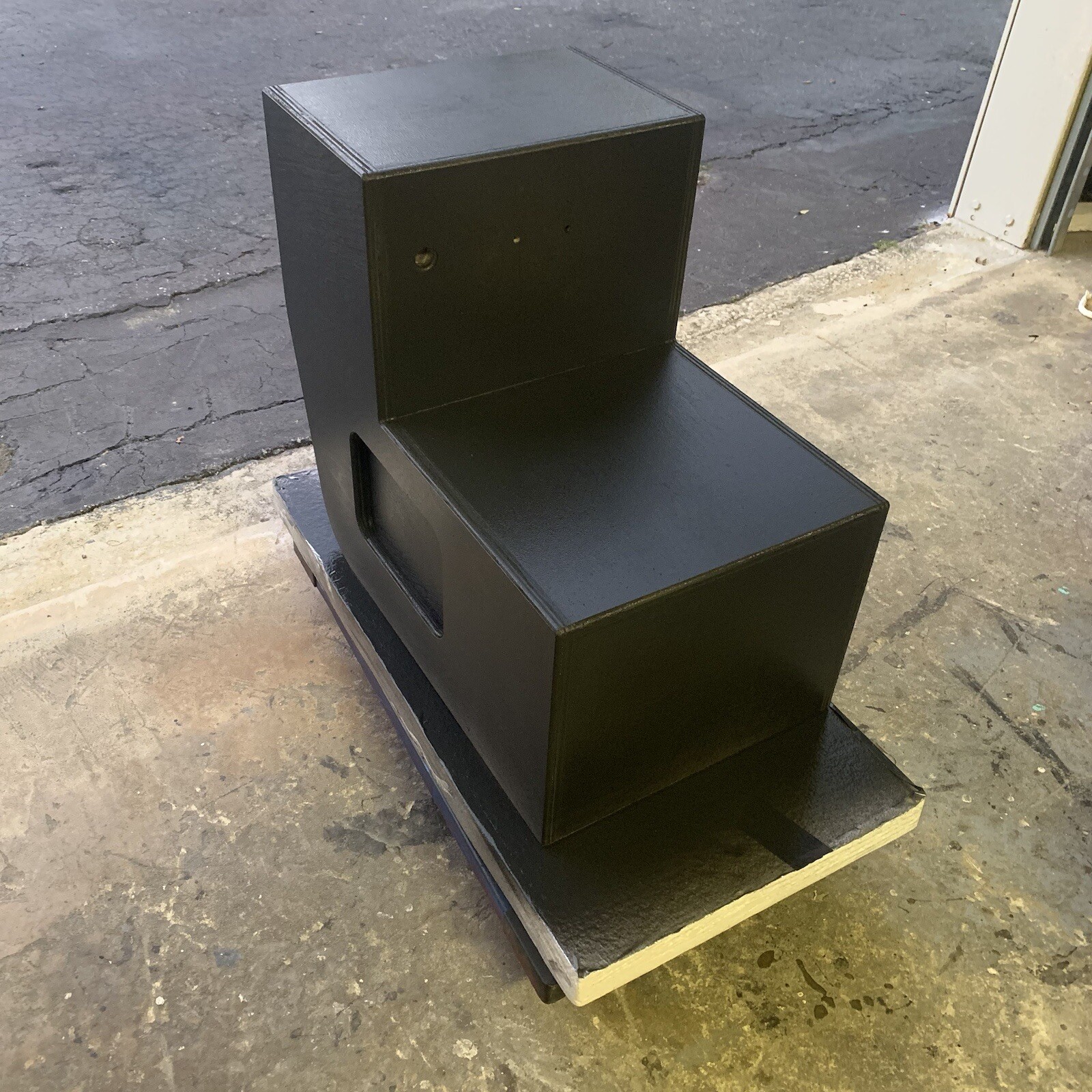 Custom Truck Rear Seat Center Console Subwoofer Box for JL Audio 12w7 ...