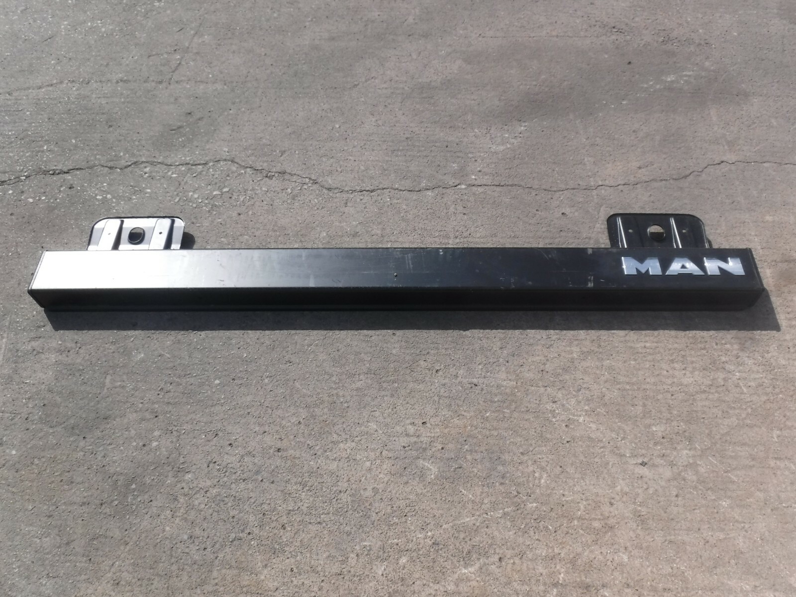 MAN TGE REAR BUMPER / LIGHTING BAR - OFF NEW VEHICLE 7CE.803.713B | eBay UK