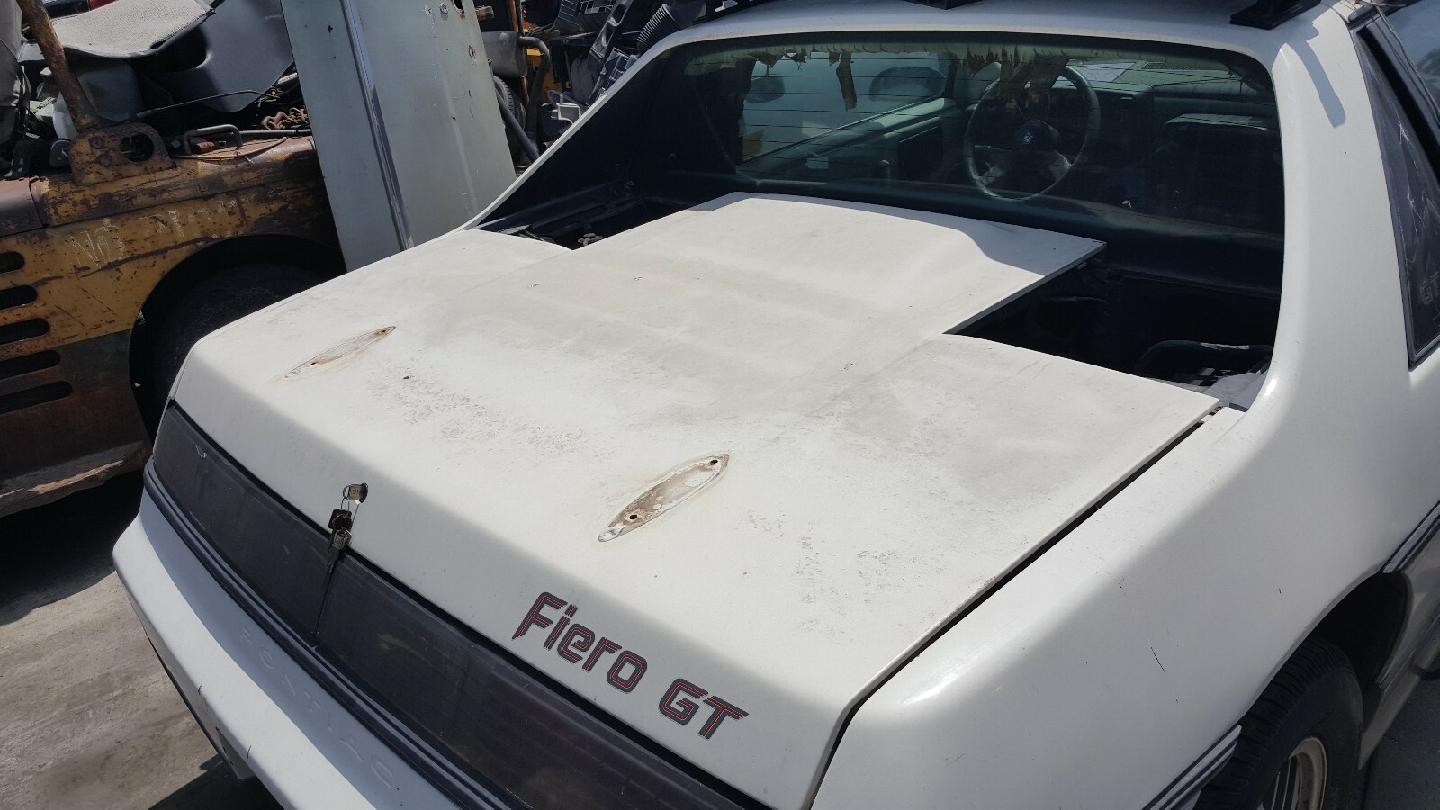 1985 Pontiac Fiero rear trunk lid in white NO SPOILER GT TYPE | eBay