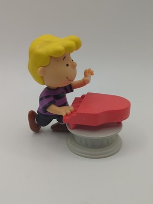 Peanuts Schroeder Character From Charlie Brown with Red Piano Toy 3 ...