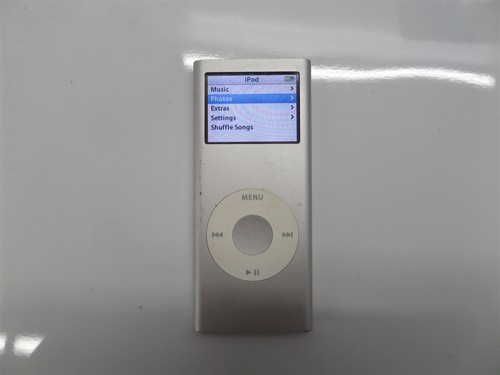 Apple iPod Nano 2nd Generation 2GB A1199 Silver - Lock Button Issue | eBay
